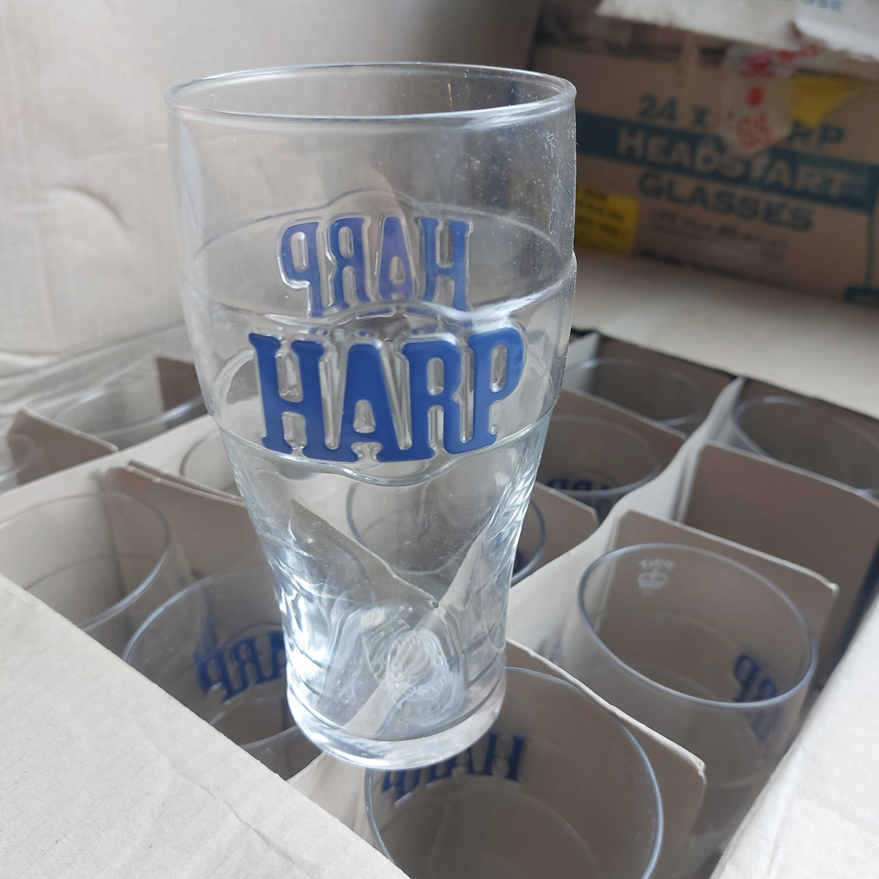 Harp lager pint glasses – PUB SUPPLIES