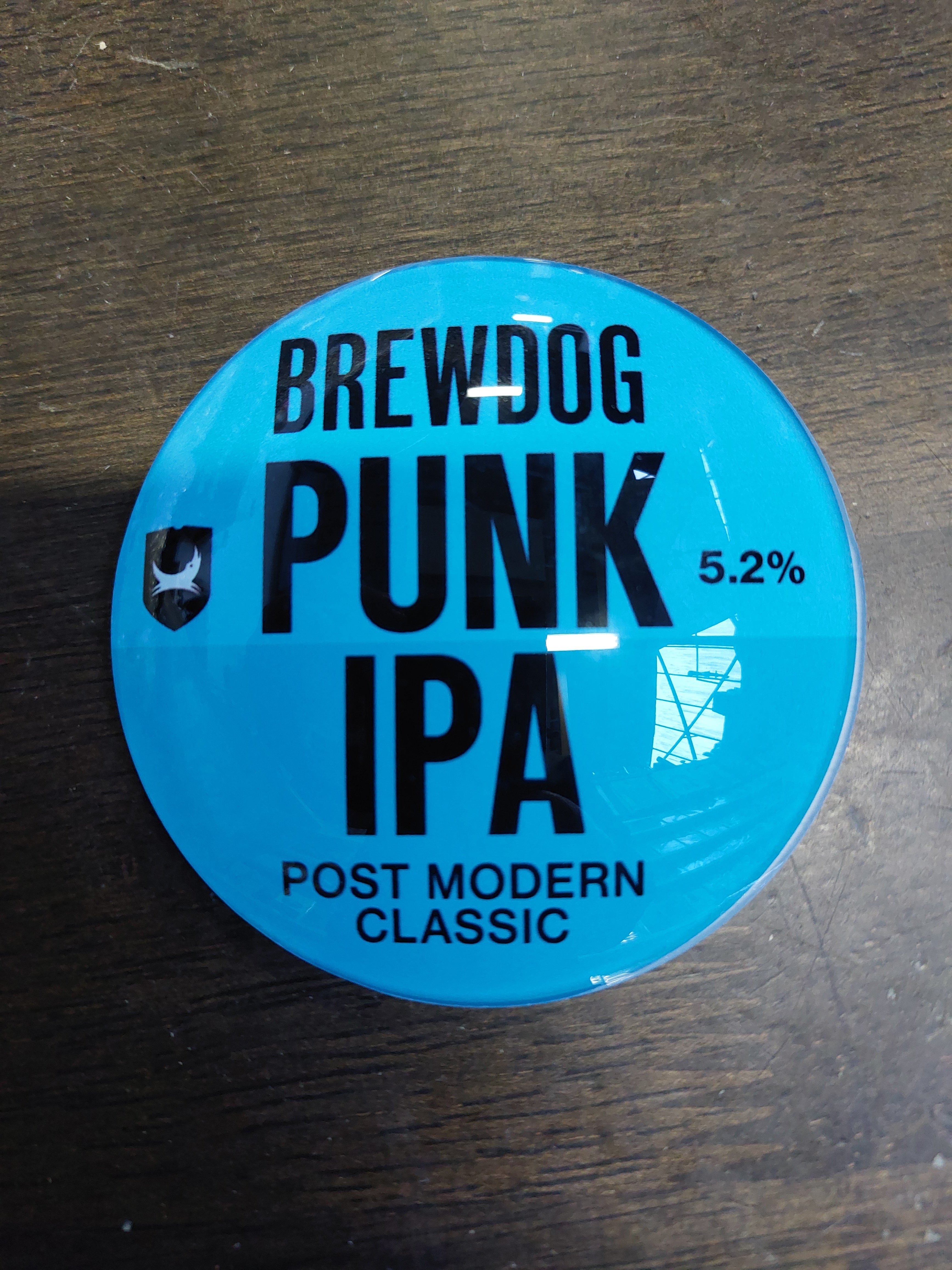 Brewdog punk ipa round badge – PUB SUPPLIES
